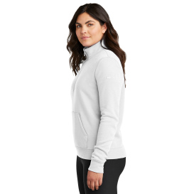 Nike NKDX6720 Club Fleece Sleeve Swoosh 1/2-Zip - White | Full Source